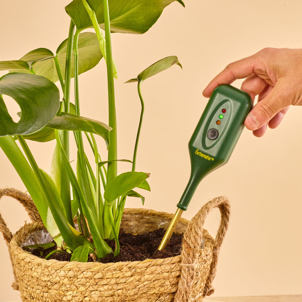 Fertometer: measures fertilisation + gives advice - PlantCareTools
